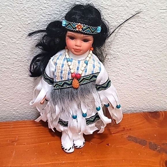kinnex | Art | Vintage Native American Porcelain Indian Collector Alopa ...